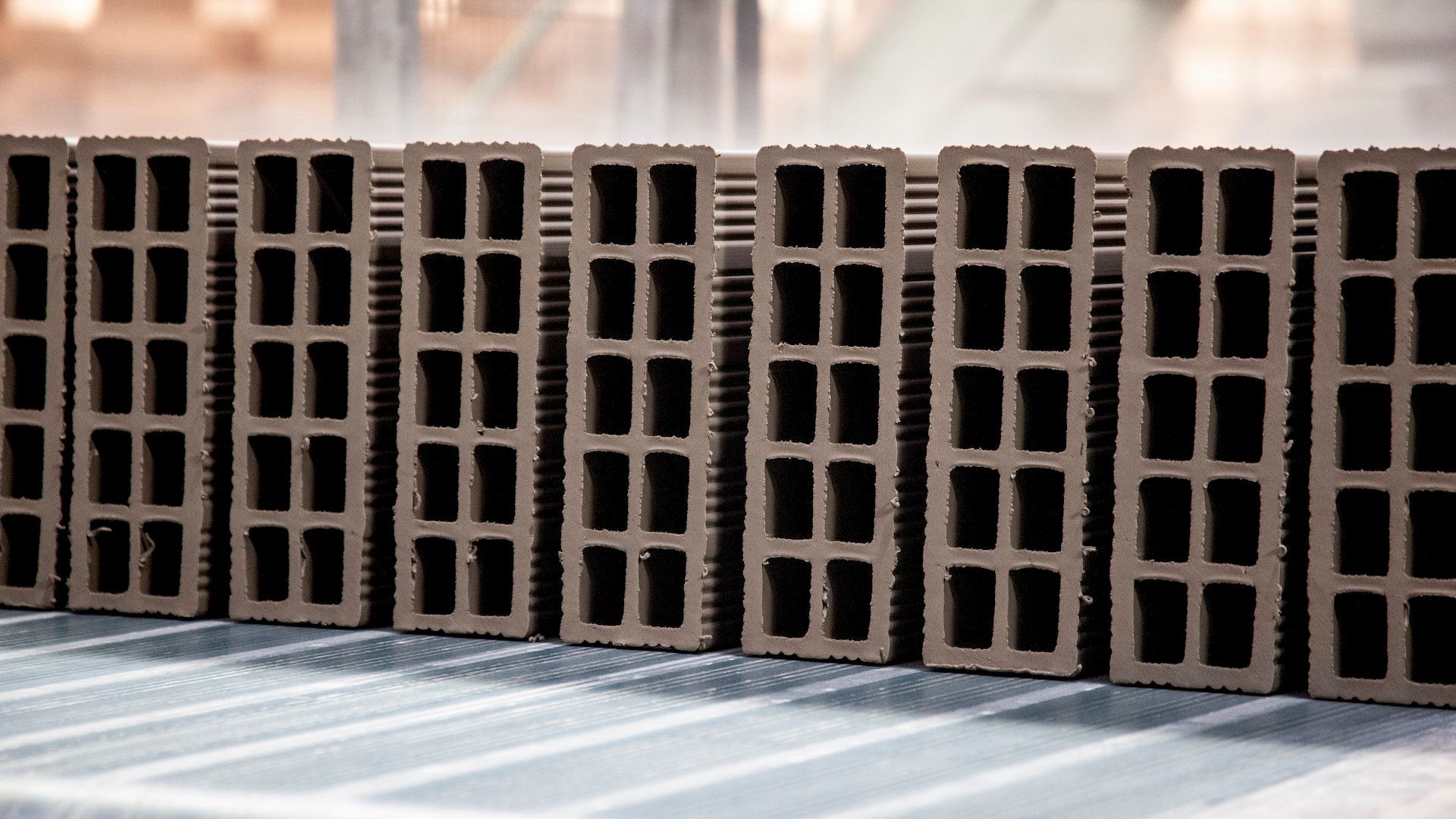 Laterizi comuni di vario formato altamente durevoli e di qualità ...